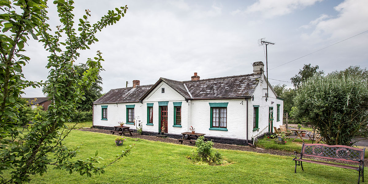 Kilmorie Smallholding – Cotswolds Farmstay